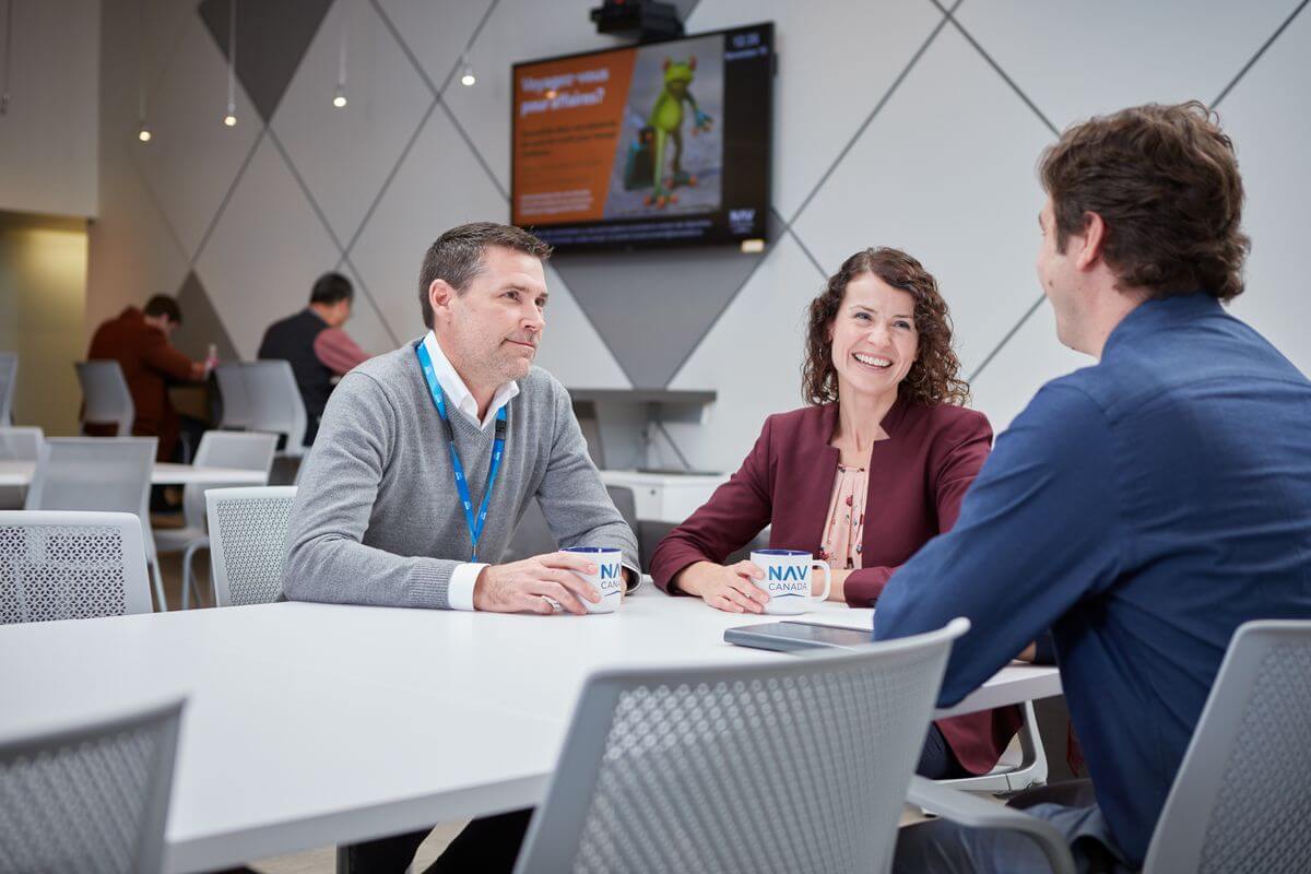 NAV CANADA Leave Ordinary Behind: Q&A with Amanda Devine