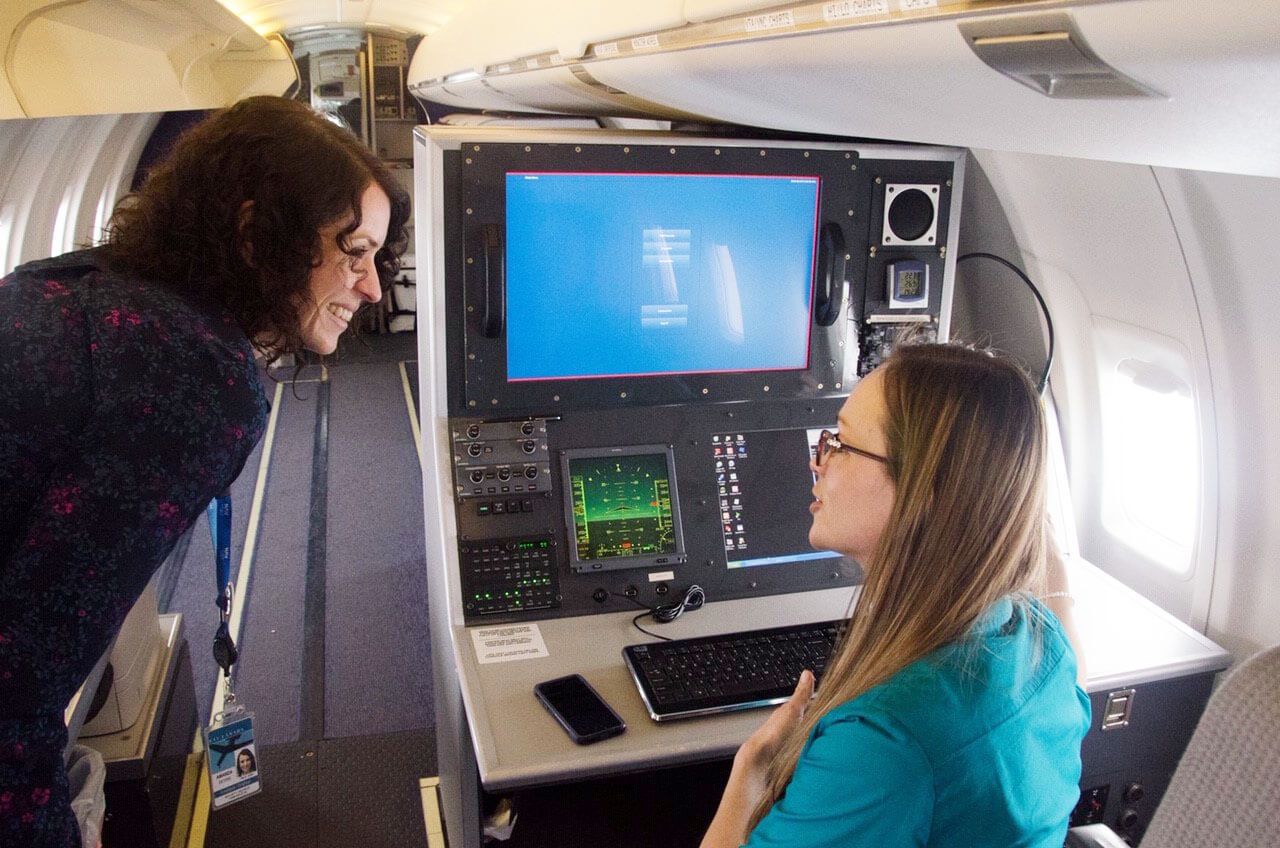 NAV CANADA Leave Ordinary Behind: Q&A with Amanda Devine