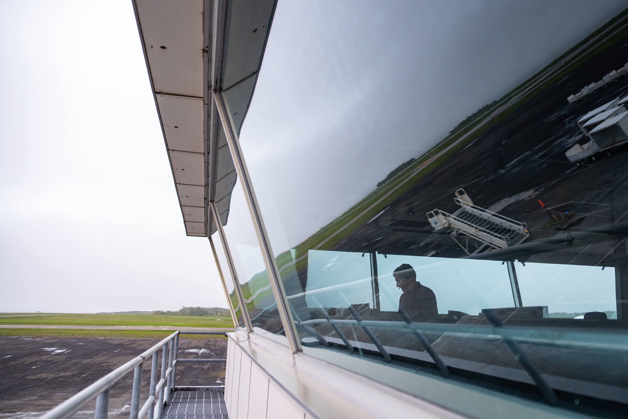 NAV CANADA Flight Service Specialist