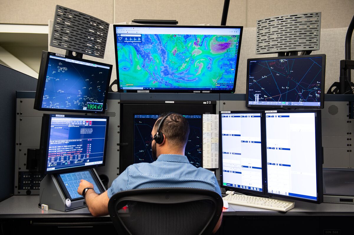 NAV CANADA Canadian Air Navigation: Preparing for Summer Travel